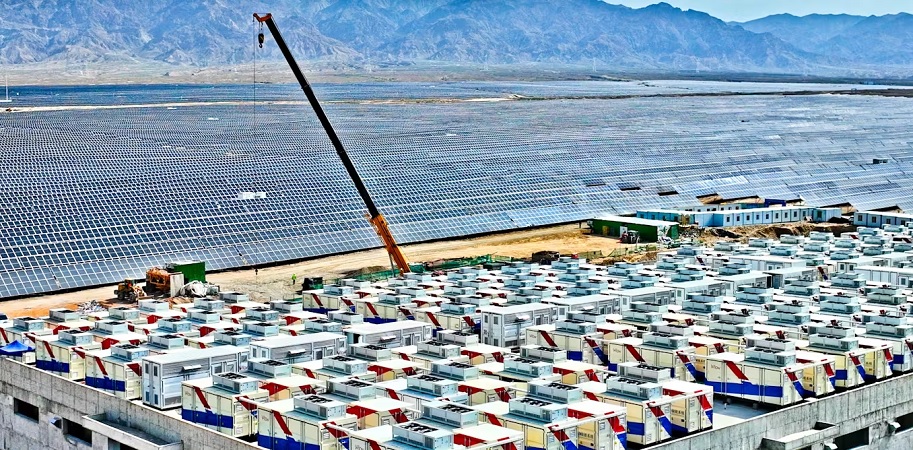 Giant Batteries To Store Wind And Solar Power Can Speed Up South Africa ...